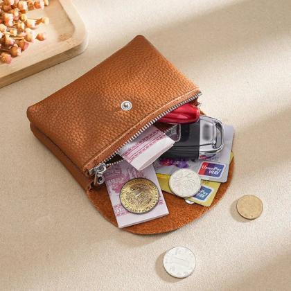 Compact Leather Coin Purse With Secure Zipper Closure on Luulla