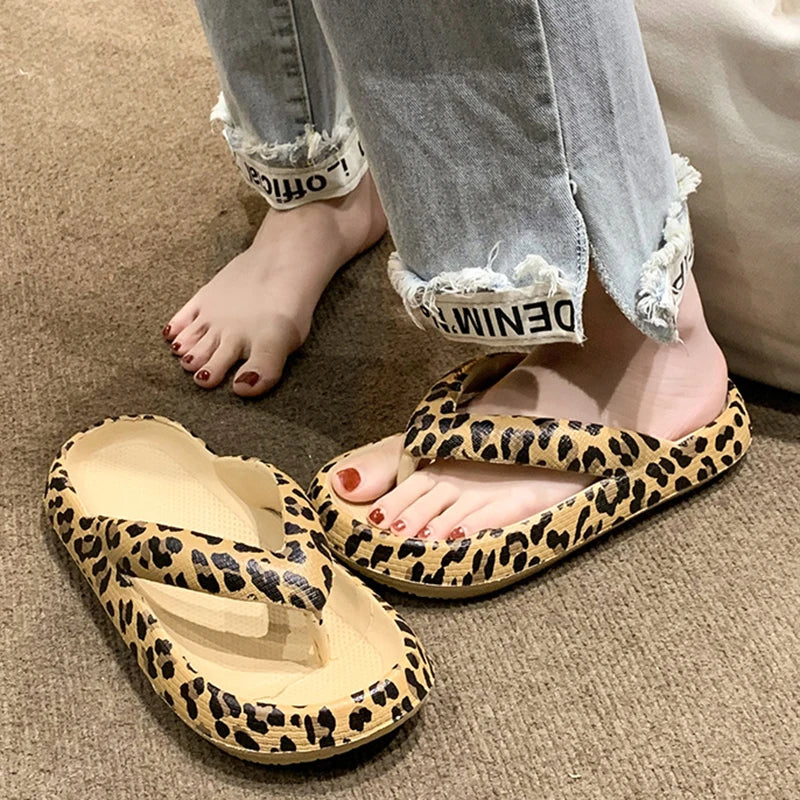 Stylish Leopard Print Casual Flip-flop Sandals on Luulla
