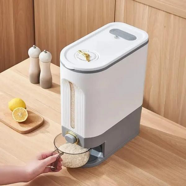 Compact Modern Kitchen Electric Trash Can Dispenser on Luulla