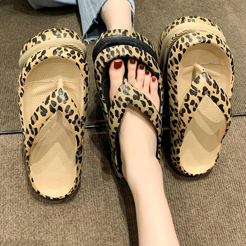 Stylish Leopard Print Casual Flip-flop Sandals on Luulla